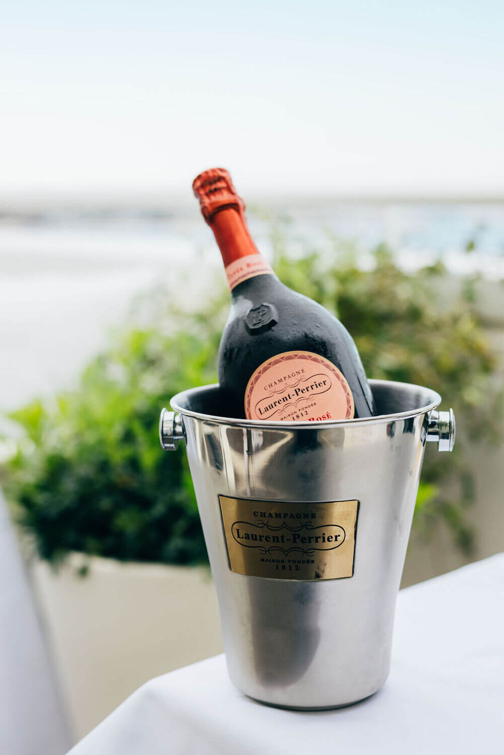 What Is the Ideal Temperature to Serve Champagne?